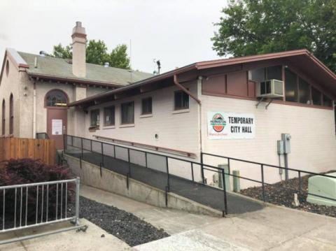 City Hall and Community Center close to walk-in visitors | Hermiston, OR